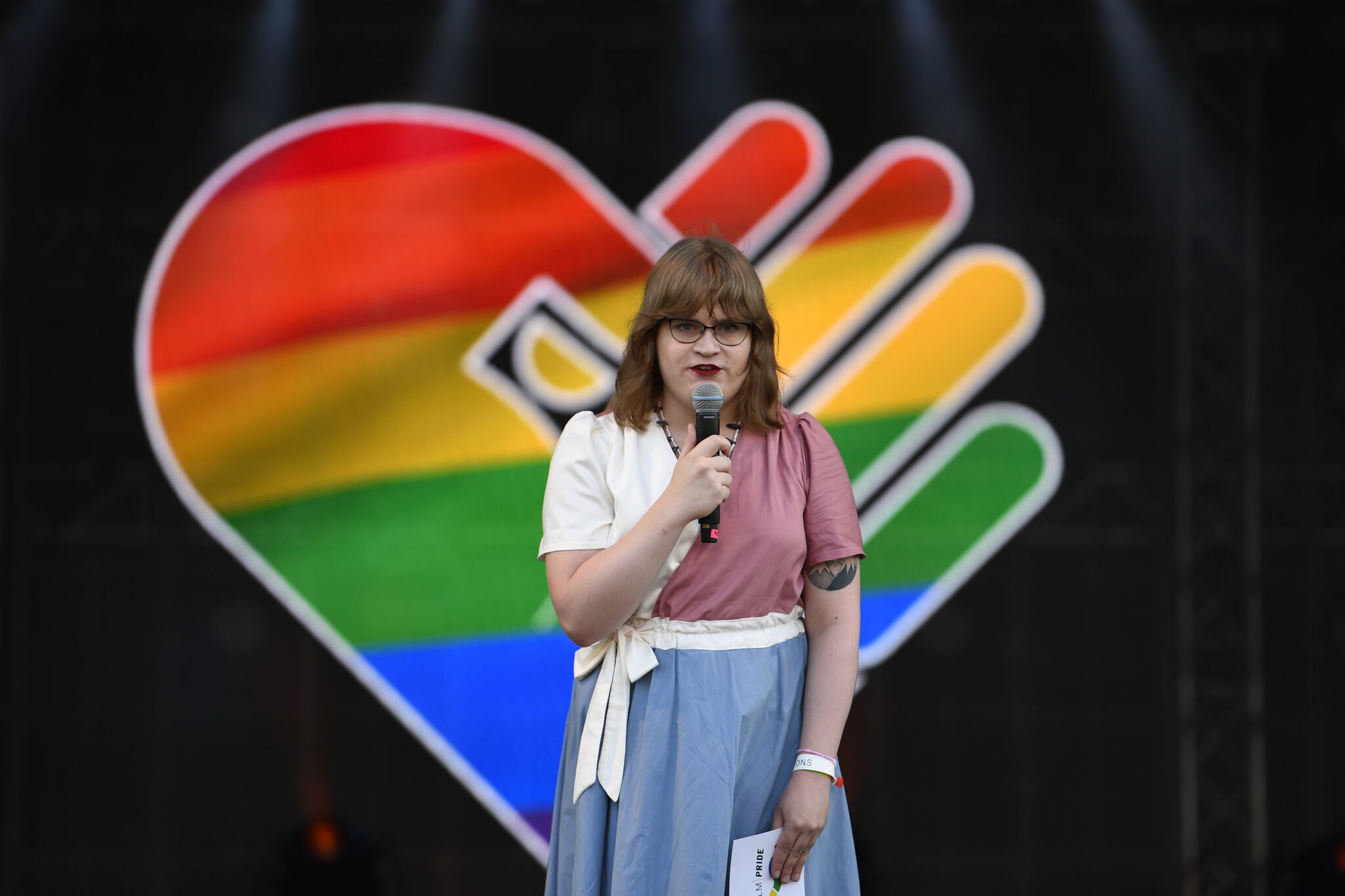 ”Äntligen tydligt att även icke-binära har rätt” – Transammans om ...